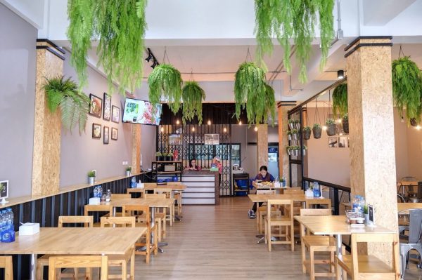 "Anong Noodle & Rice" by ครัวอนงค์ ร้านอาหารน่านั่งแอร์เย็นฉ่ำ